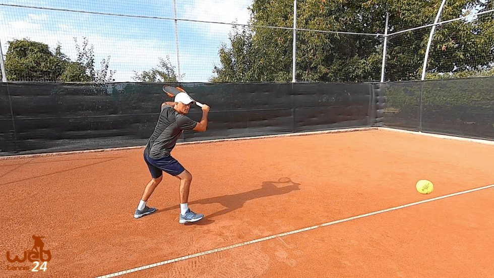 10 Tips for Consistent Tennis Groundstrokes | WebTennis24